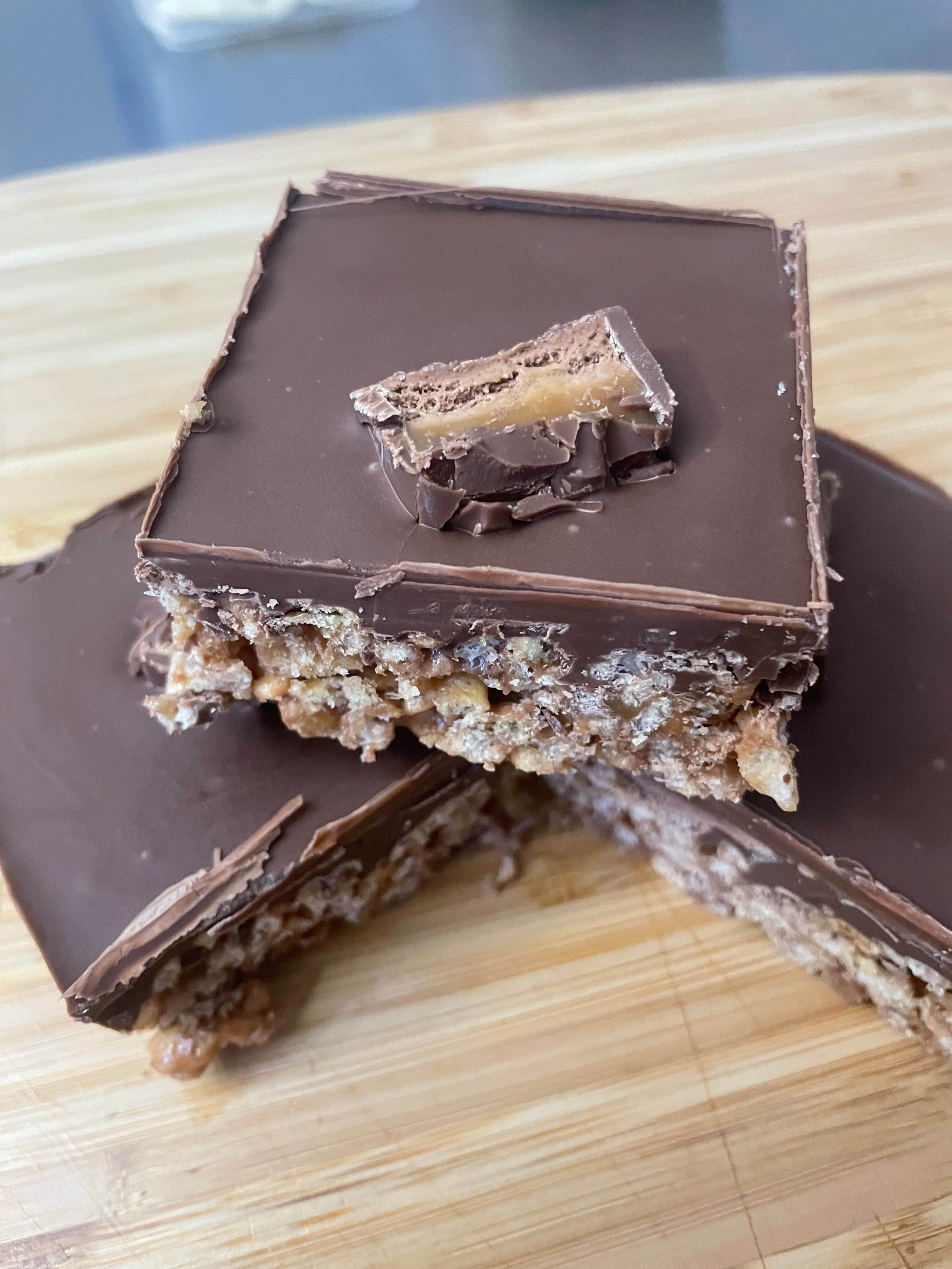Mars Bar Slice | Nic’s Rainbow Delights
